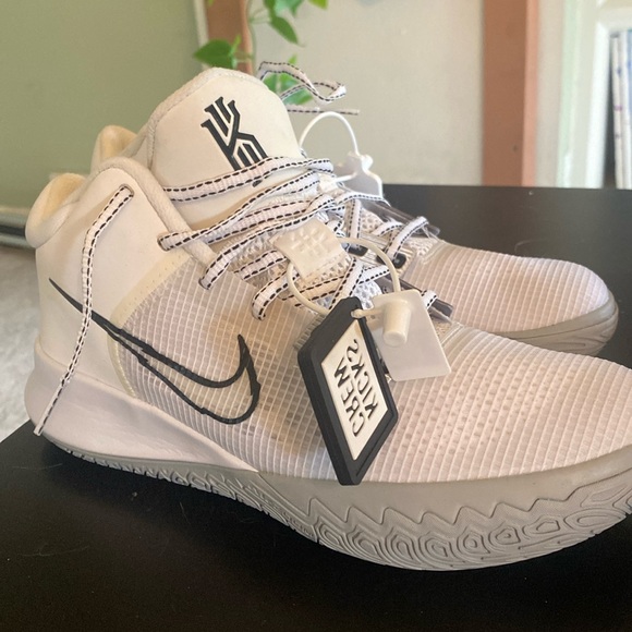 Nike | Shoes | Kyrie Flytrap 4 | Poshmark
